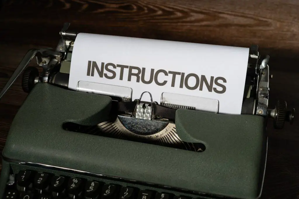 What is the purpose of the introduction in an essay?