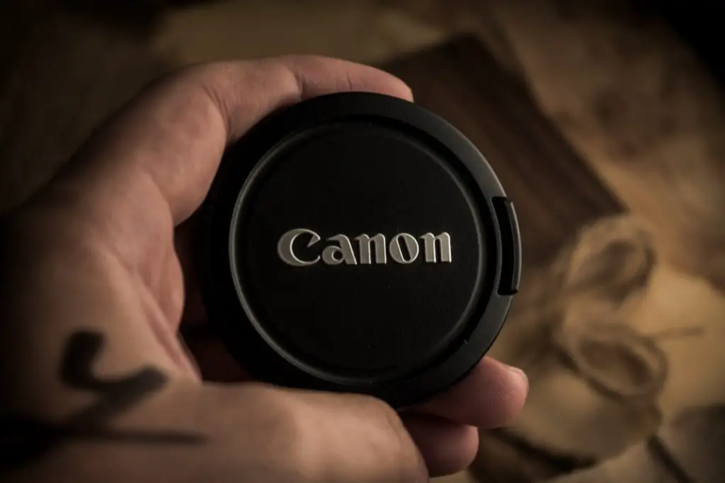 7 Reasons Every Canon Camera Owner Should Use a Vinyl Skin