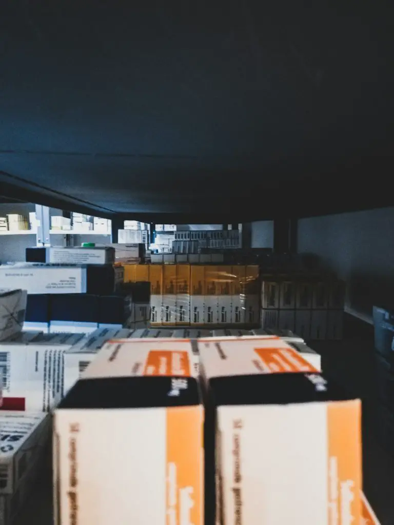 Does CVS Deliver Prescriptions? Delivery Options, Fees, and ...